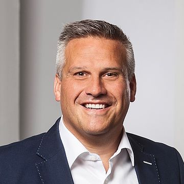 Sistema de canalización abierto con escobilla protectora | OBO